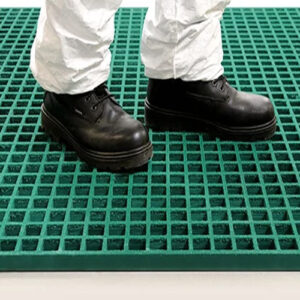Green GRP Open Mesh Grating For Flooring And Bridges - Stair Nosing First